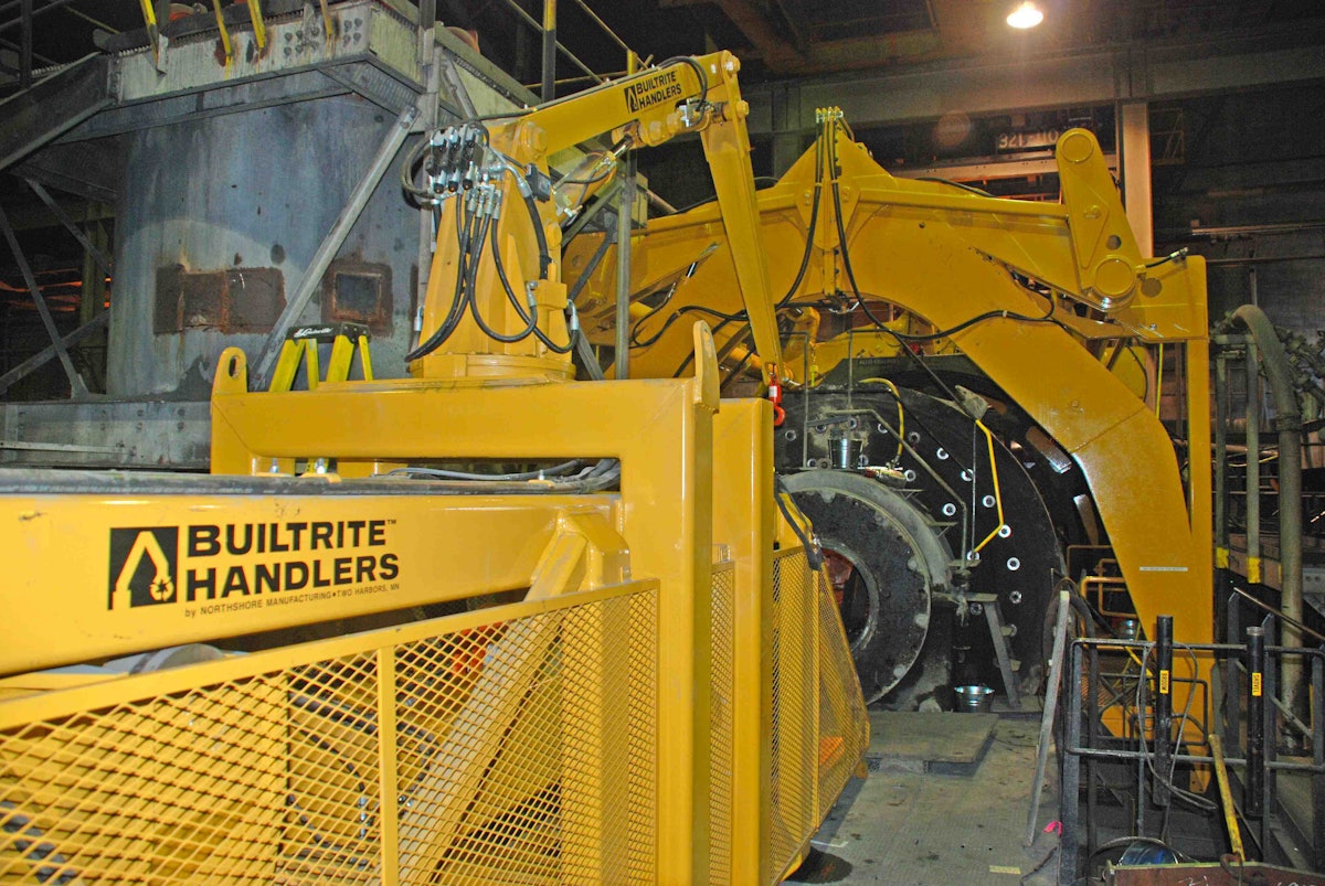 Northshore Manufacturing custom-designed rod mill liner handlers ...