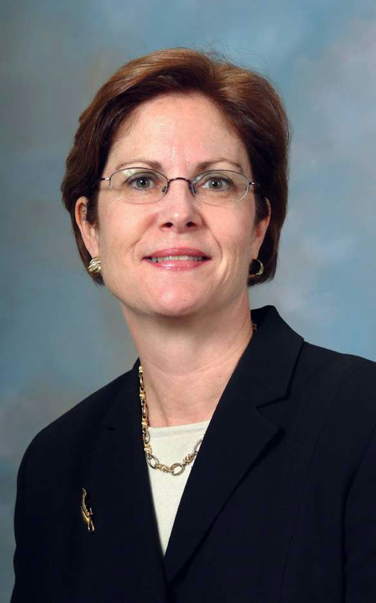 Catherine Connor earns ARBTA Lifetime Achievement Award | Equipment World