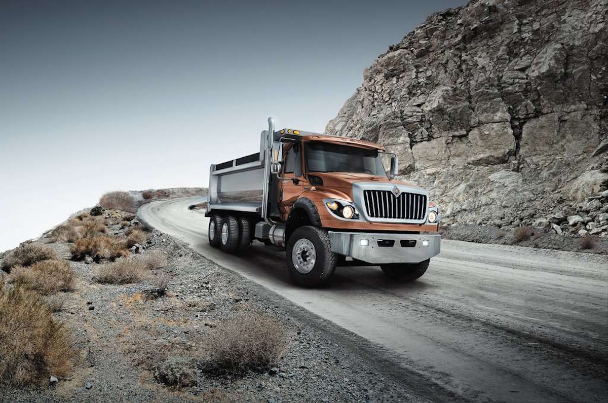 Navistar to close Texas plant, cut 900 jobs | Equipment World