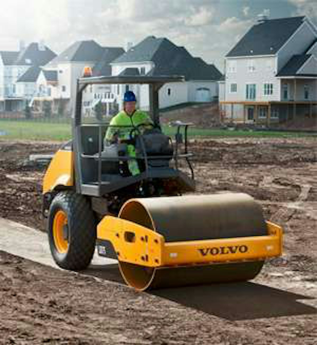 The new Volvo SD75 soil compactor — high productivity meets low ...
