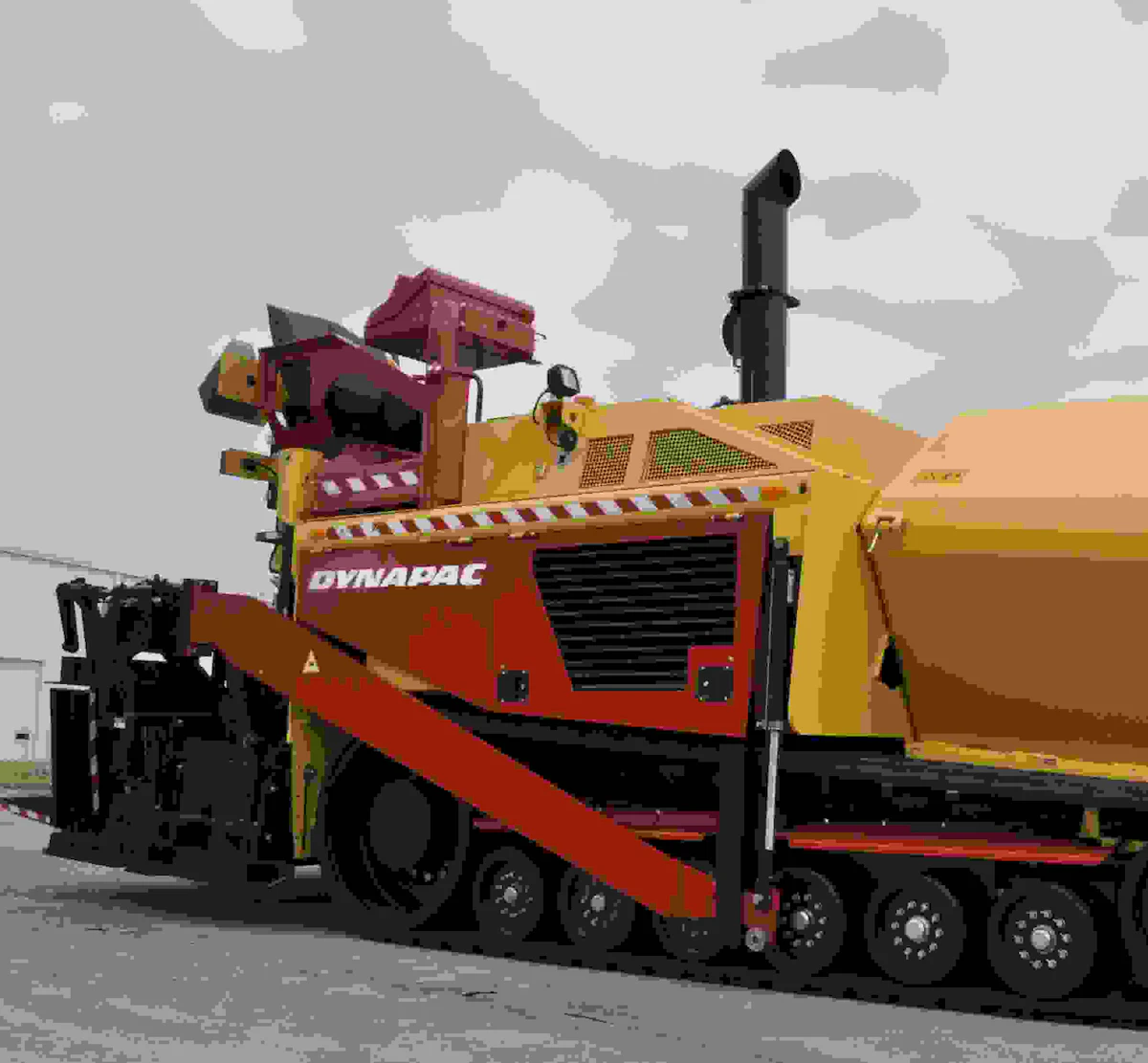 Dynapac brings Tier 4 F1000 paver series to North America | Equipment World