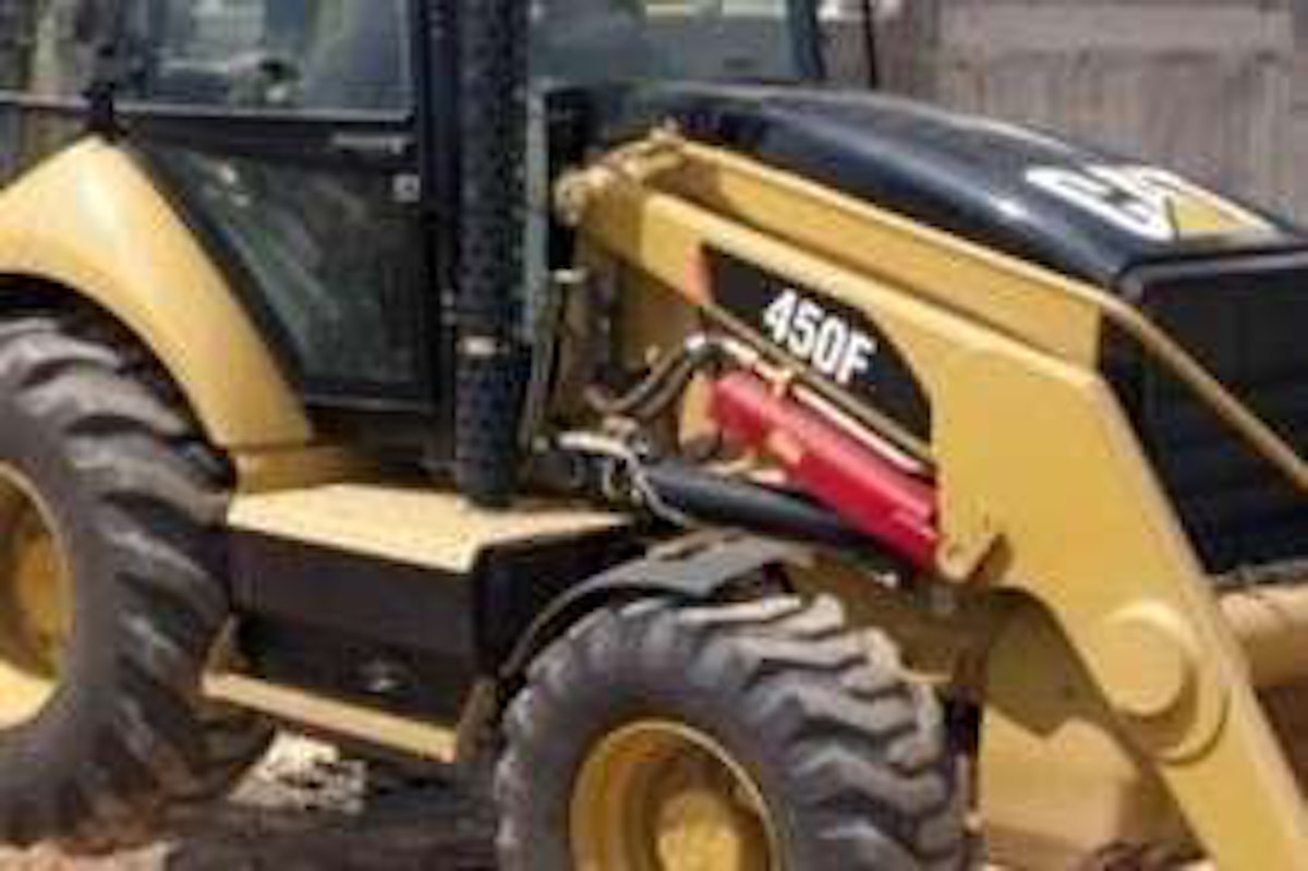 Caterpillar announces 450F backhoe with 5% more horsepower (WOC 2013 ...