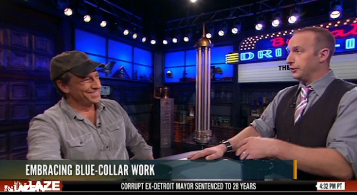 Mike Rowe is giving high school seniors $15k vocational scholarships ...