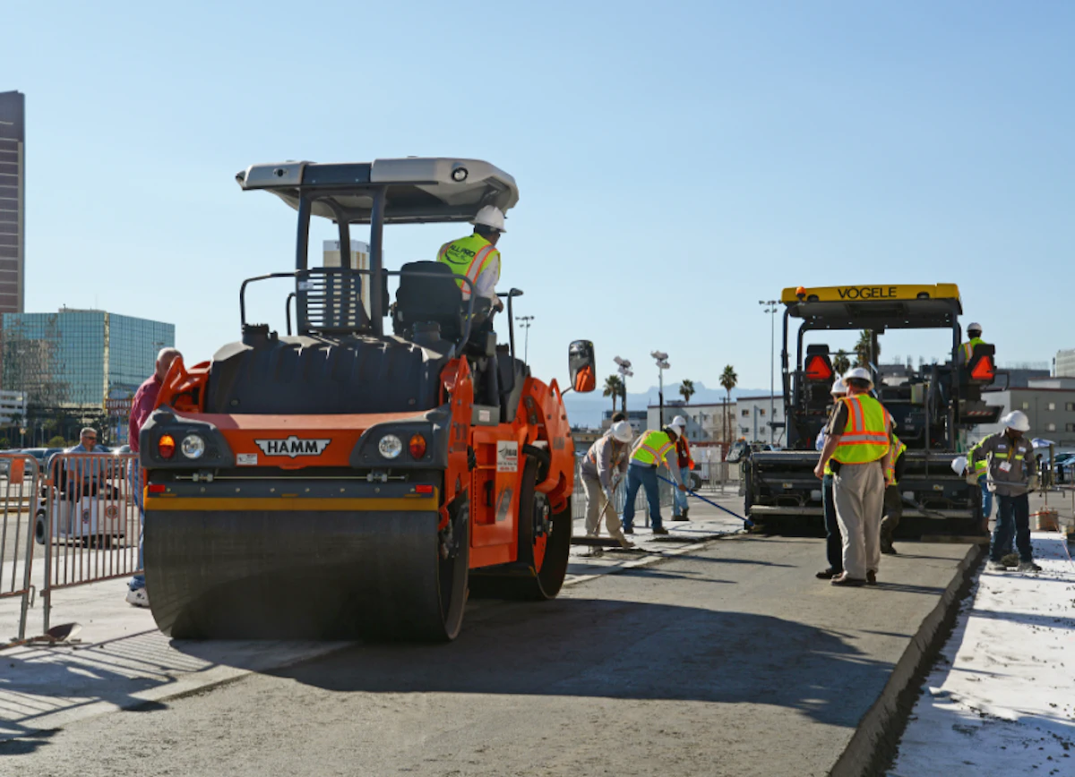 Roller-Compacted Concrete Field Demos | Equipment World