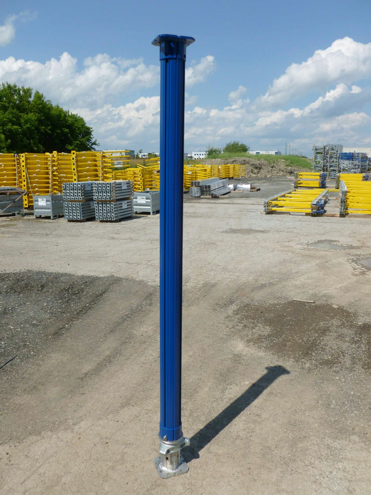 25 Days of RollOuts: Doka Super Prop Maximizes Leg Spacing | Equipment ...