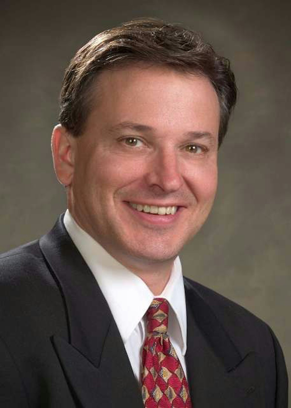 Larry Weyers named president of Manitowoc Cranes, Etchart steps down to ...