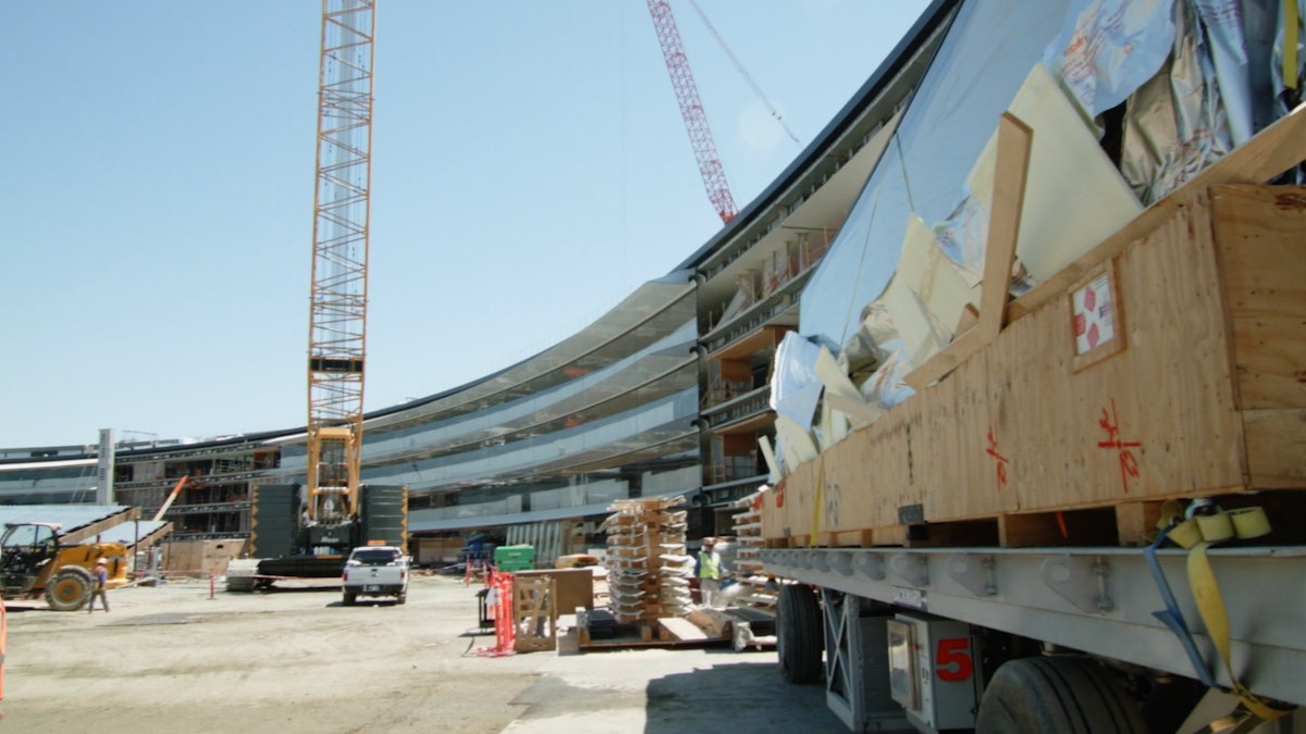 Inside construction of Apple’s mostly glass Campus 2 | Equipment World