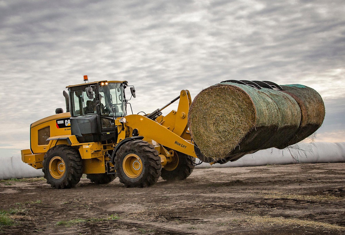 Cat upgrades M-Series small wheel loaders with Payload Management ...