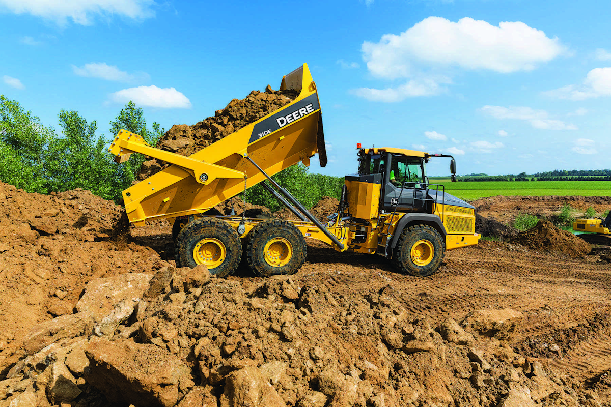 John Deere’s new 310E, 260E articulated dump trucks redesigned from the ...