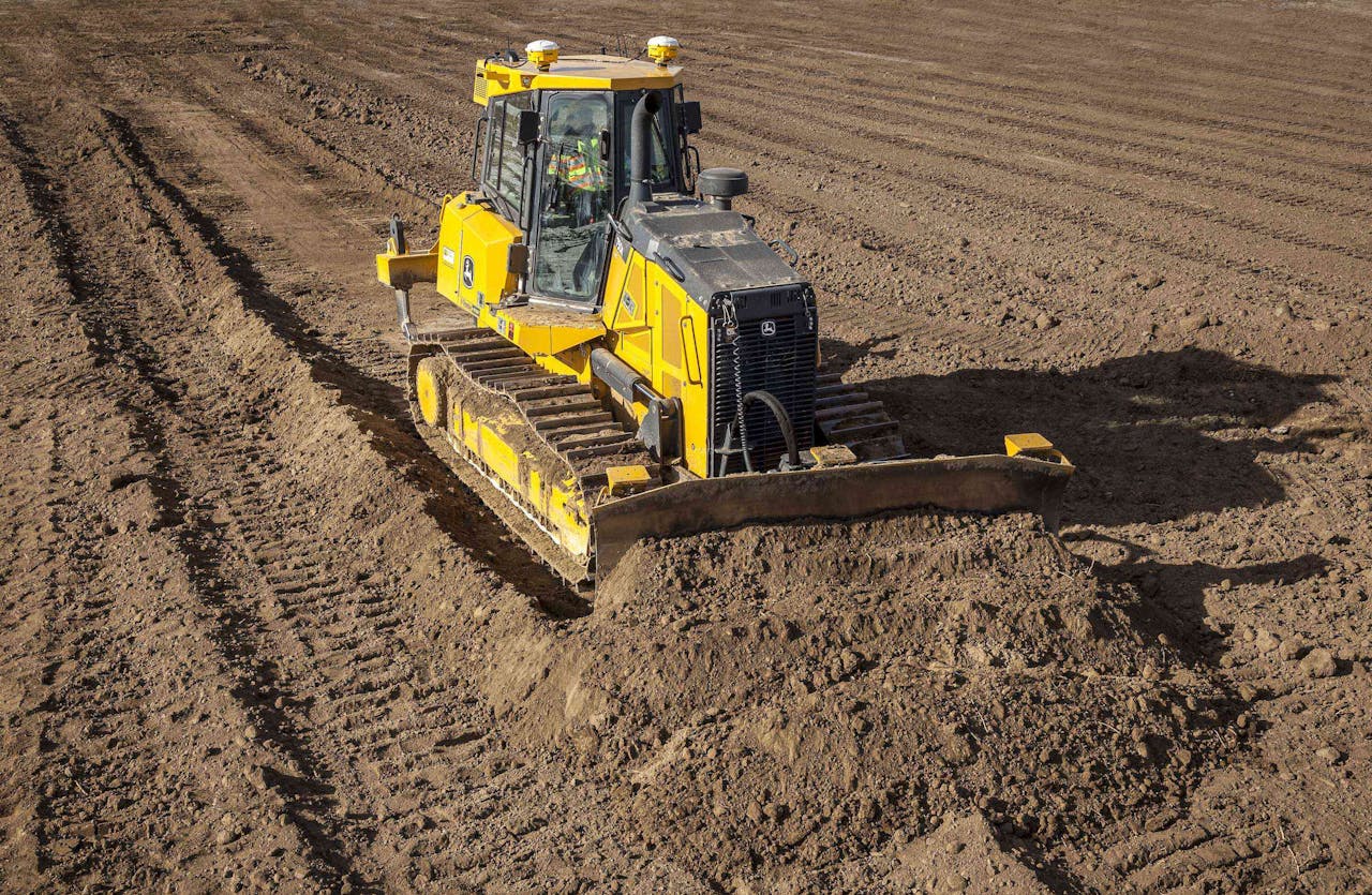 Trimble goes mast-free on dozer GPS, puts a telematics tablet in ...