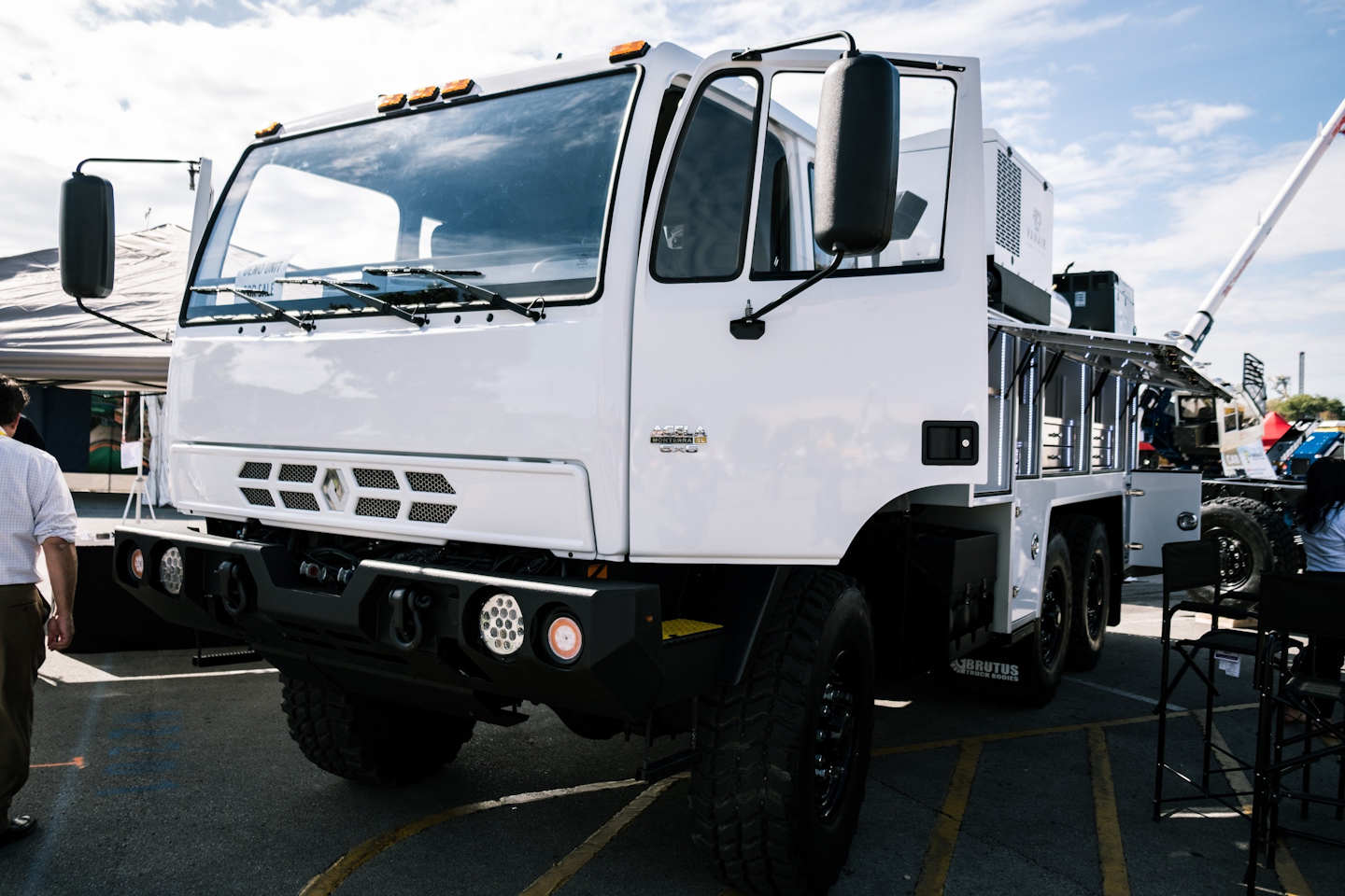 This Acela Monterra is a 6×6 service truck with a battlefield resume ...