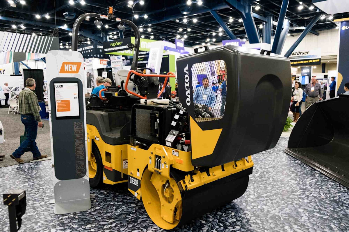 Volvo intros CR30B, CR35B combination rollers to small compaction line ...