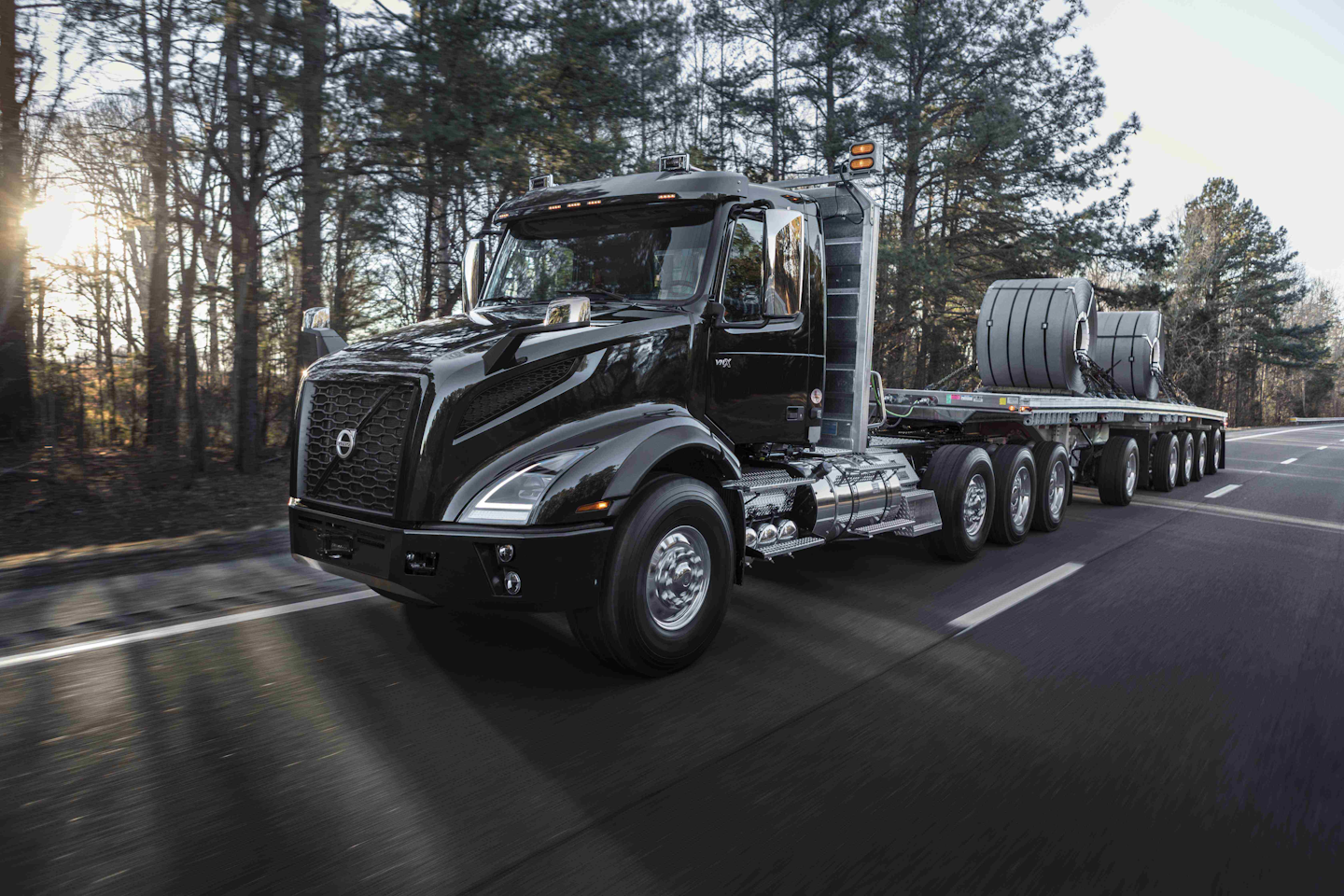 Volvo unveils new VNX Series trucks designed for heaviest of heavy-haul ...