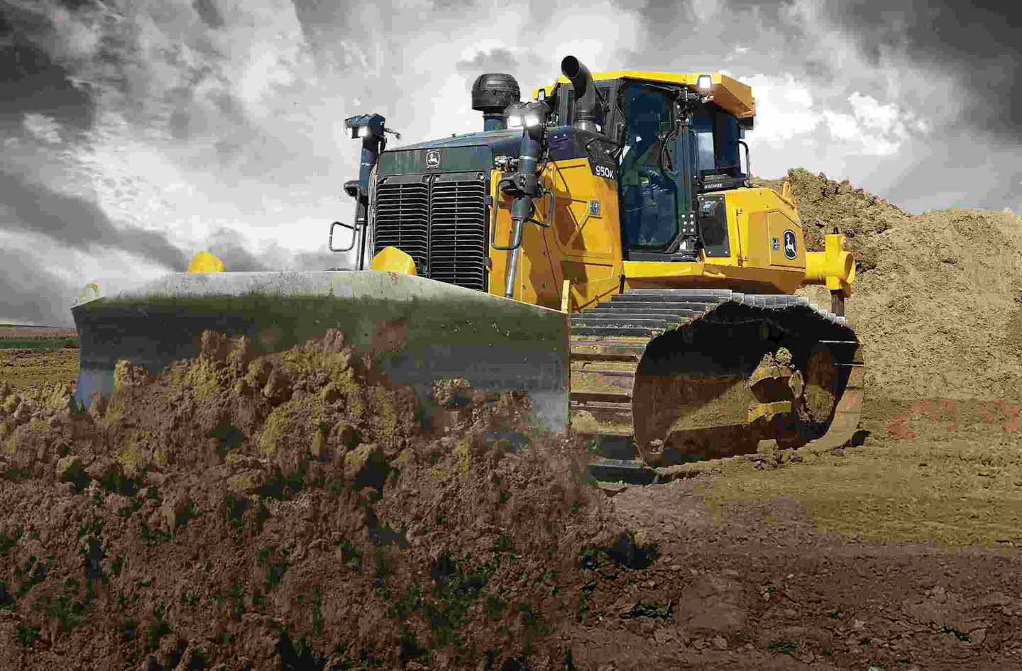Deere adds integrated SmartGrade machine control to 950K with Power ...