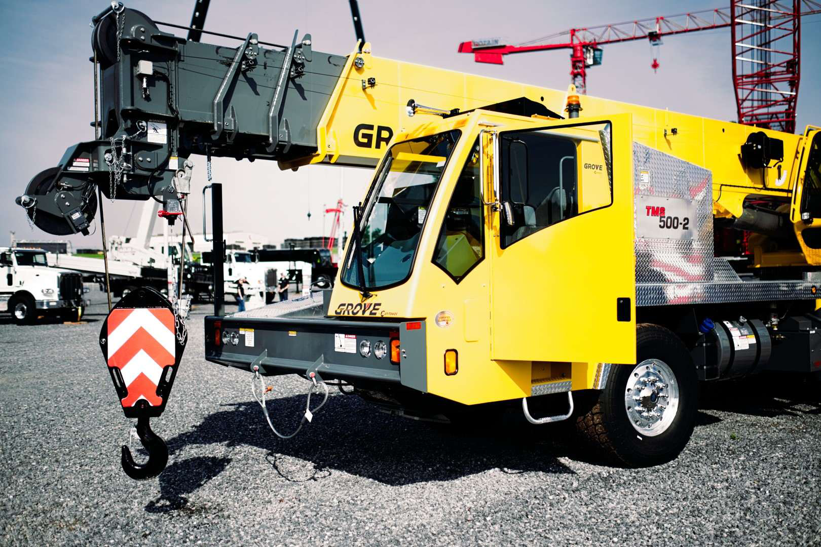 Manitowoc debuts Grove GRT9165 and TMS500-2 cranes | Equipment World