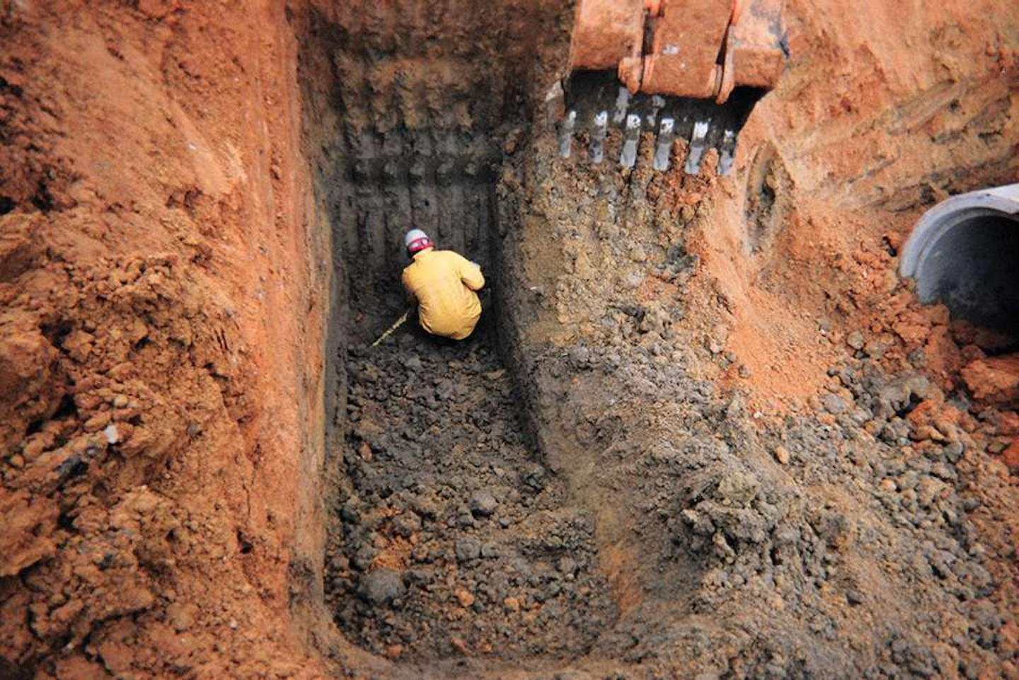 OSHA cites excavating company for trench safety violations | Equipment ...