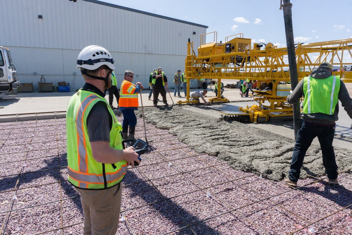 Terex Bid-Well unveils 3600RC remote-controlled paver | Equipment World
