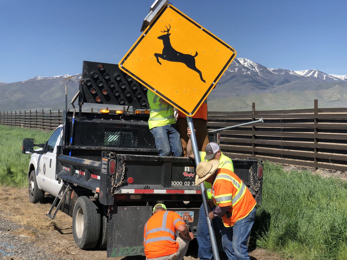 UDOT Installs New Radar-Detecting Wildlife Signs | Equipment World