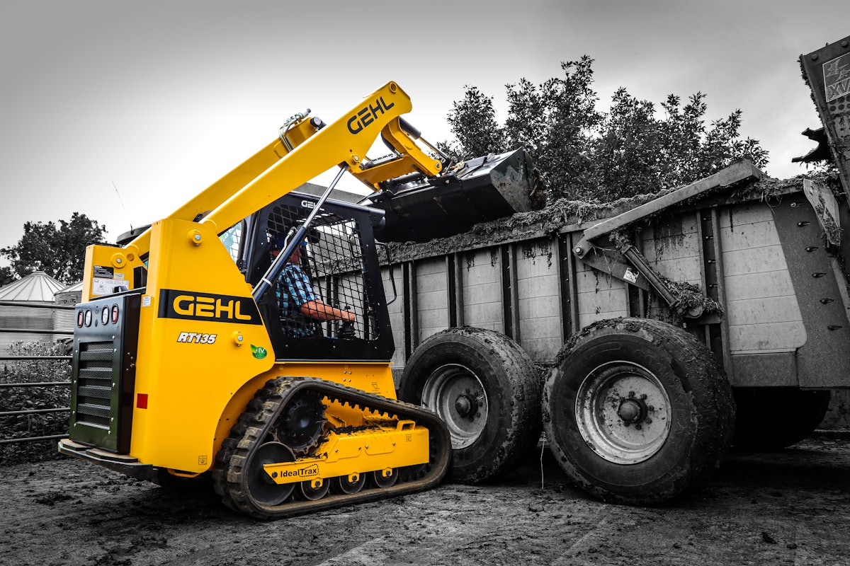 Gehl RT135 compact track loader brings power to confined spaces ...