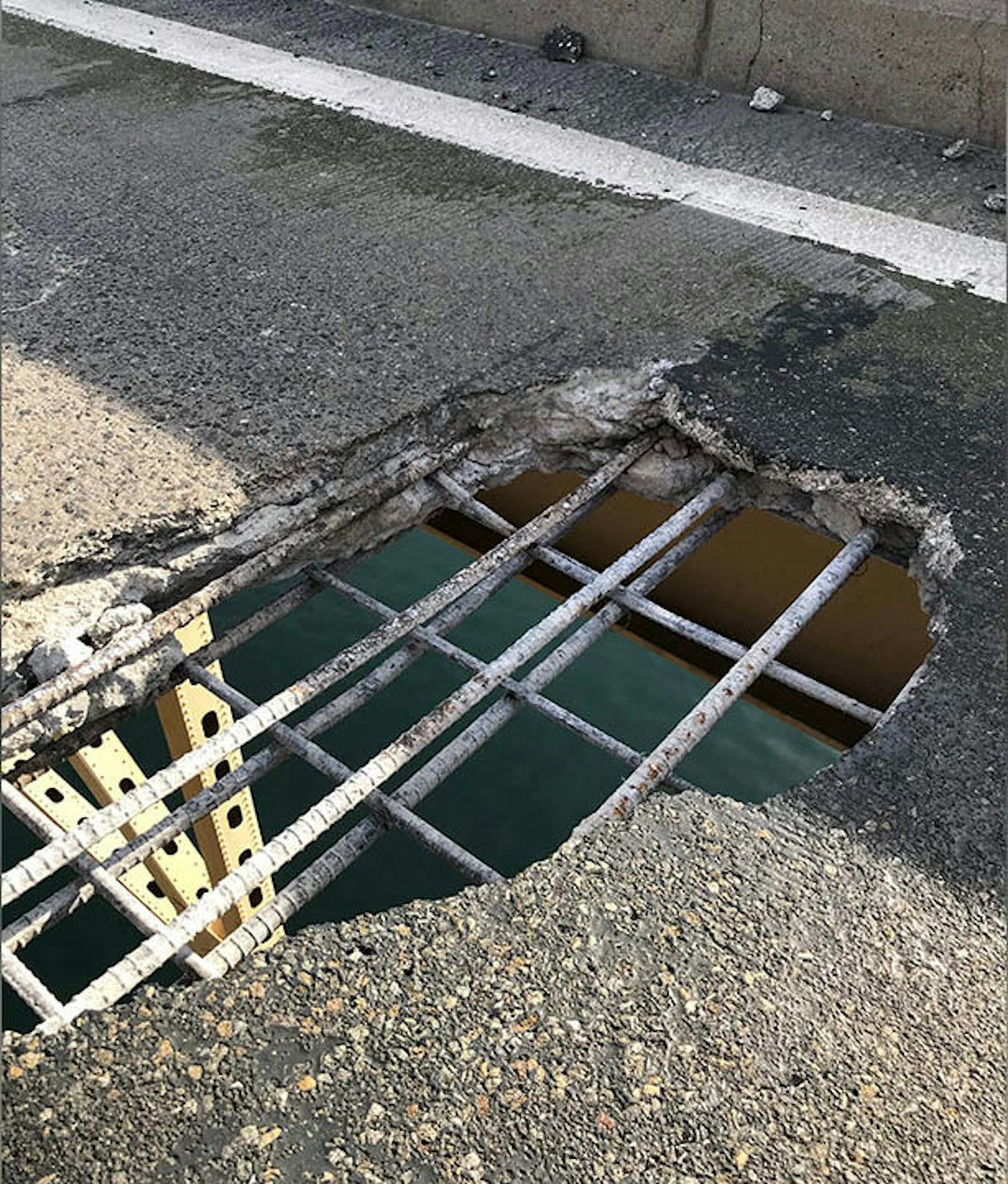 Vantage Bridge Receives Repair from WSDOT | Equipment World