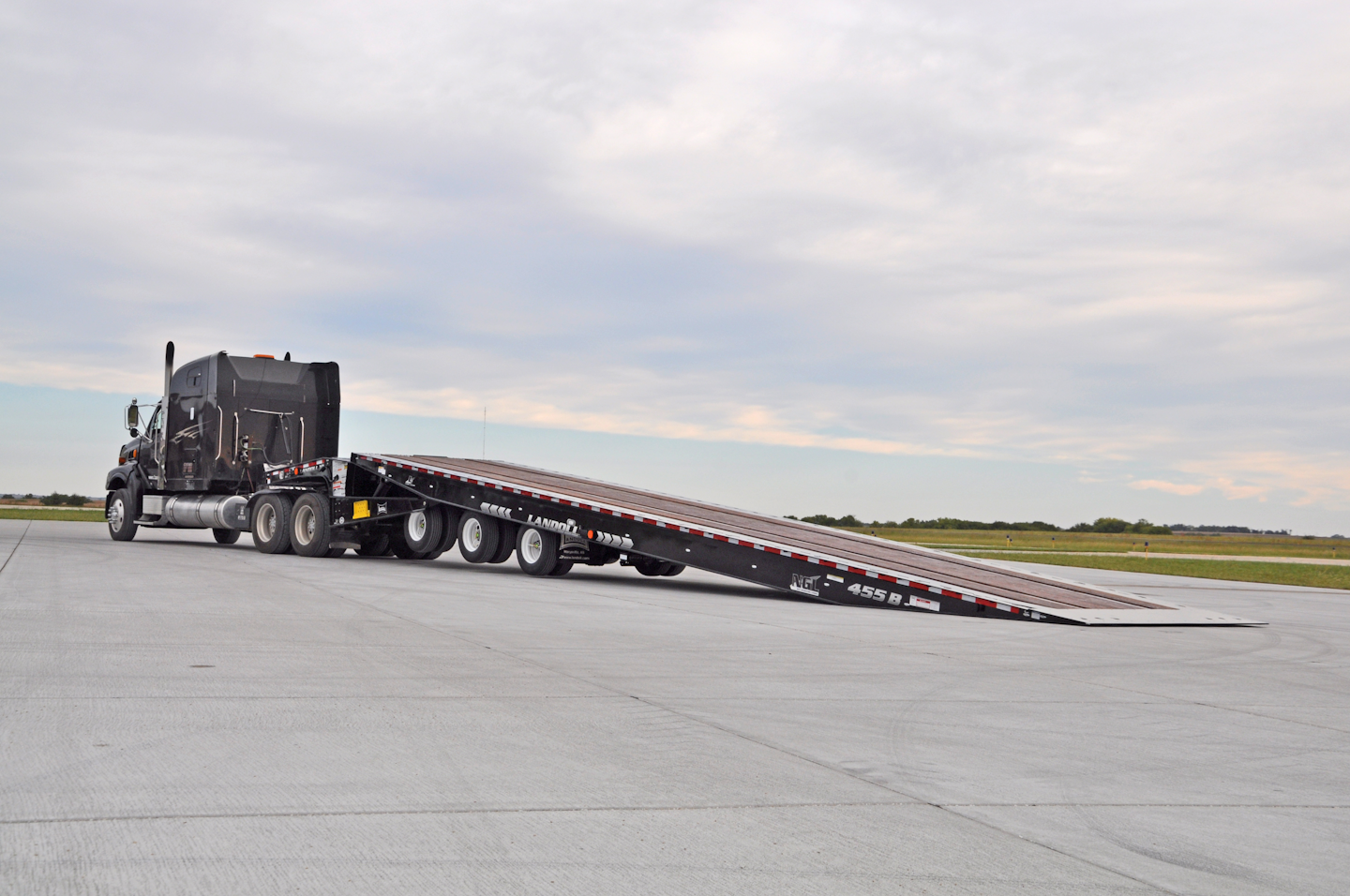 Landoll’s new PT40 Precision Telehandler to highlight ConExpo 2020 ...