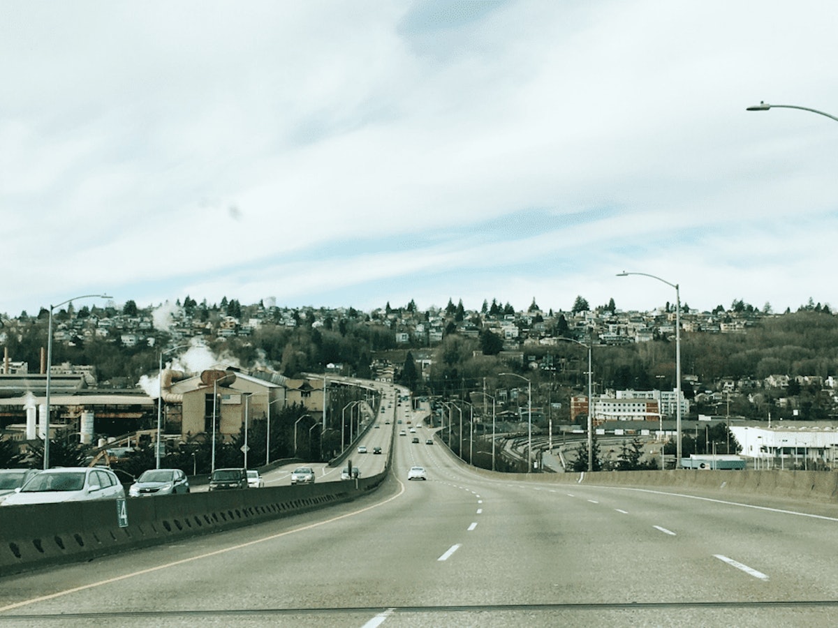 Busiest bridge in Seattle closed due to growing cracks | Equipment World