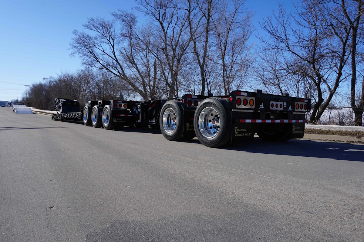 XL Specialized XL 120 Hauls Wide Range of Equipment | Equipment World