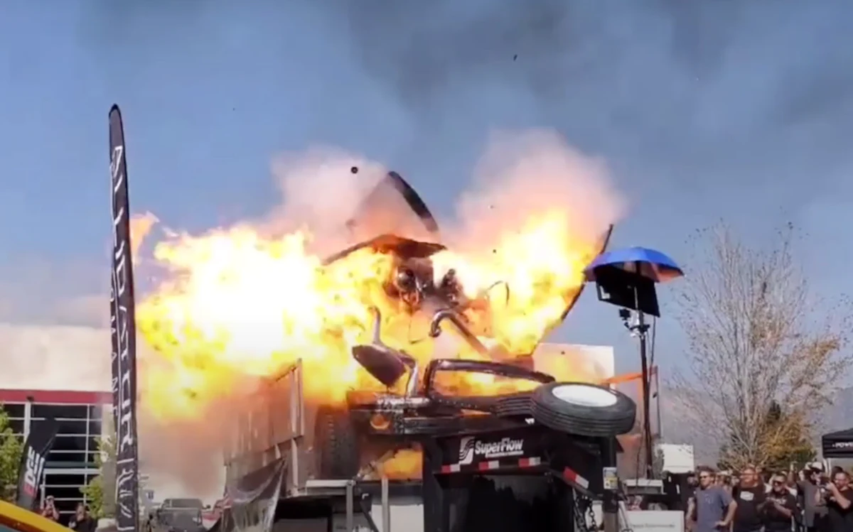 Diesel engine nearing 3,000 hp explodes on dyno | Equipment World