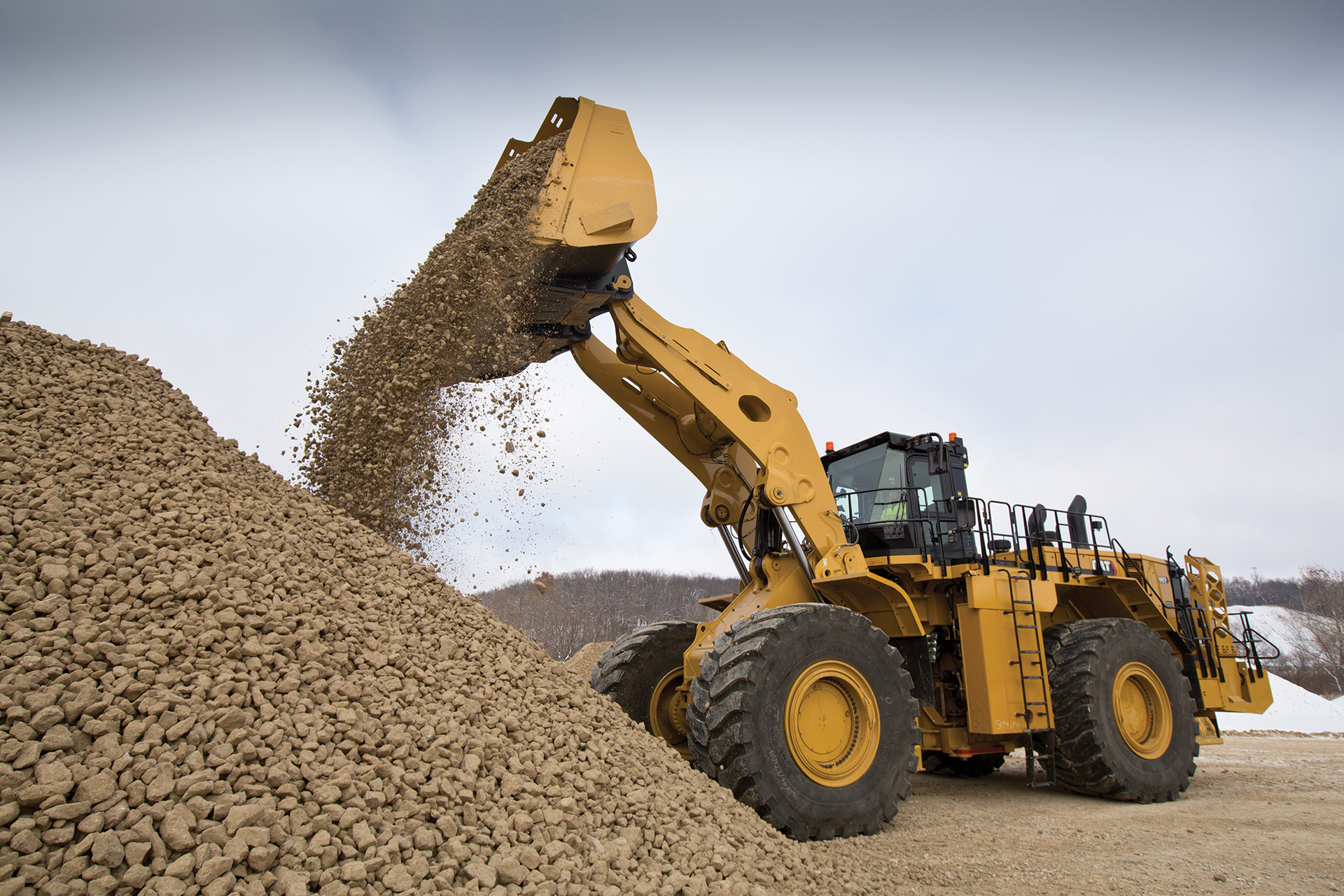 New Cat 992 wheel loader | Equipment World