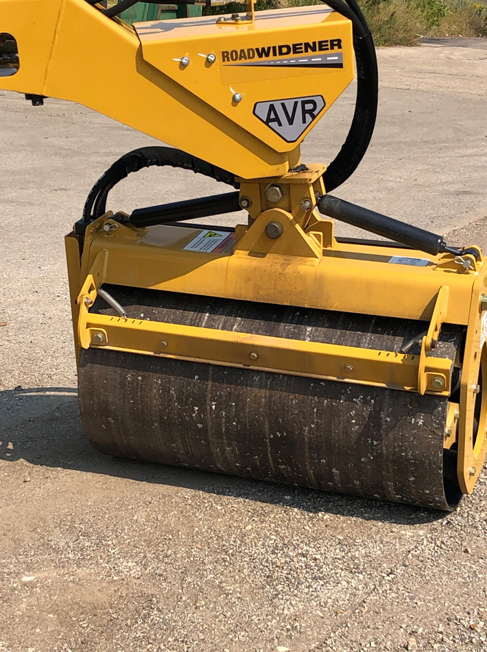 Road Widener launches offset vibratory roller attachment (Video ...