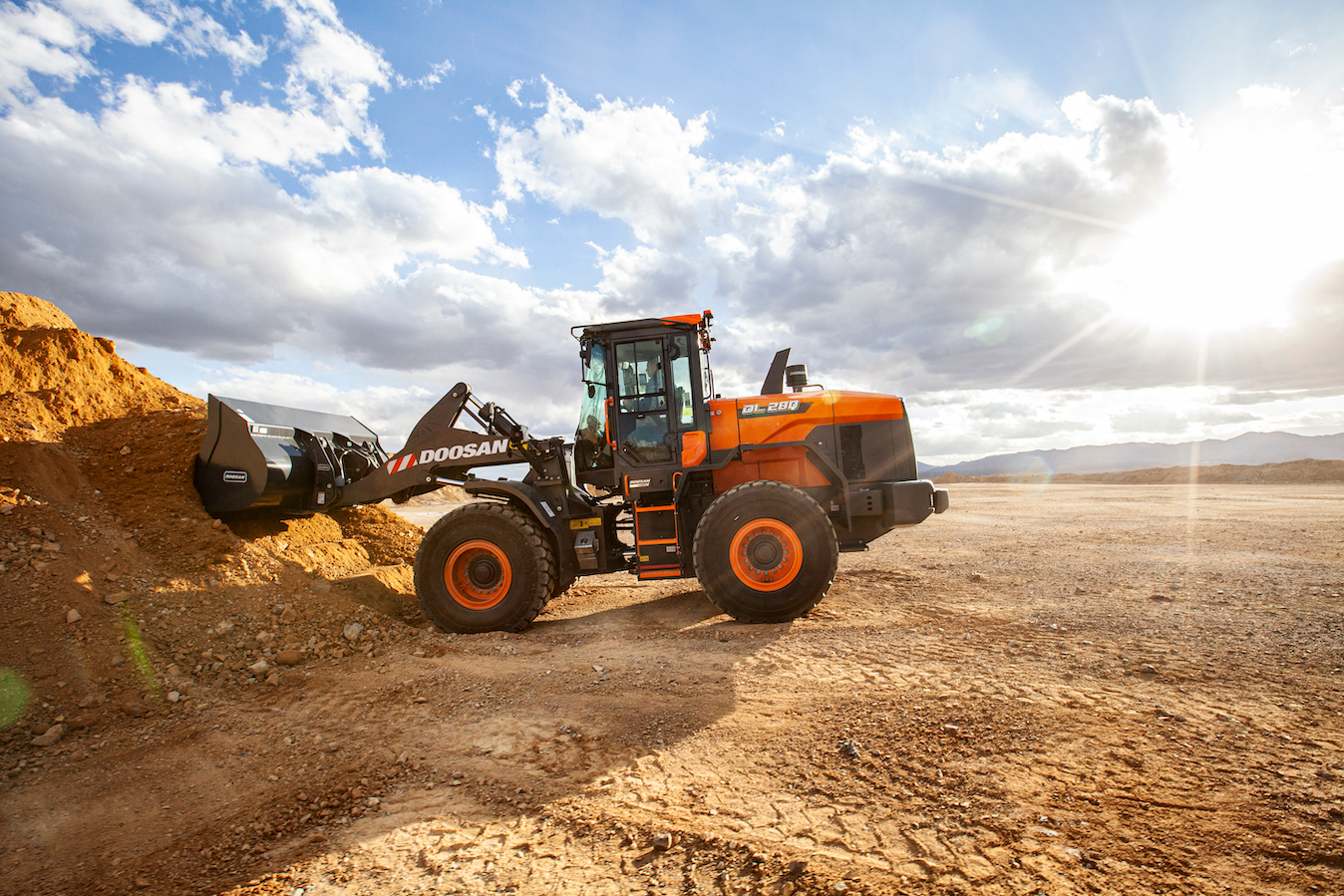 Doosan's completely redesigned wheel loaders hit the U.S. | Equipment World