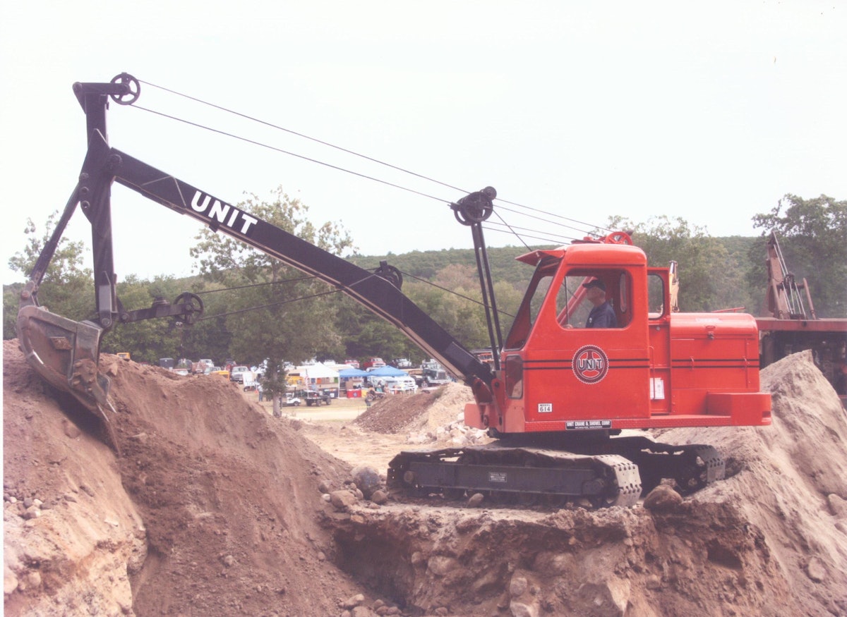 1958 Unit cable backhoe undergoes 7-year restoration | Equipment World
