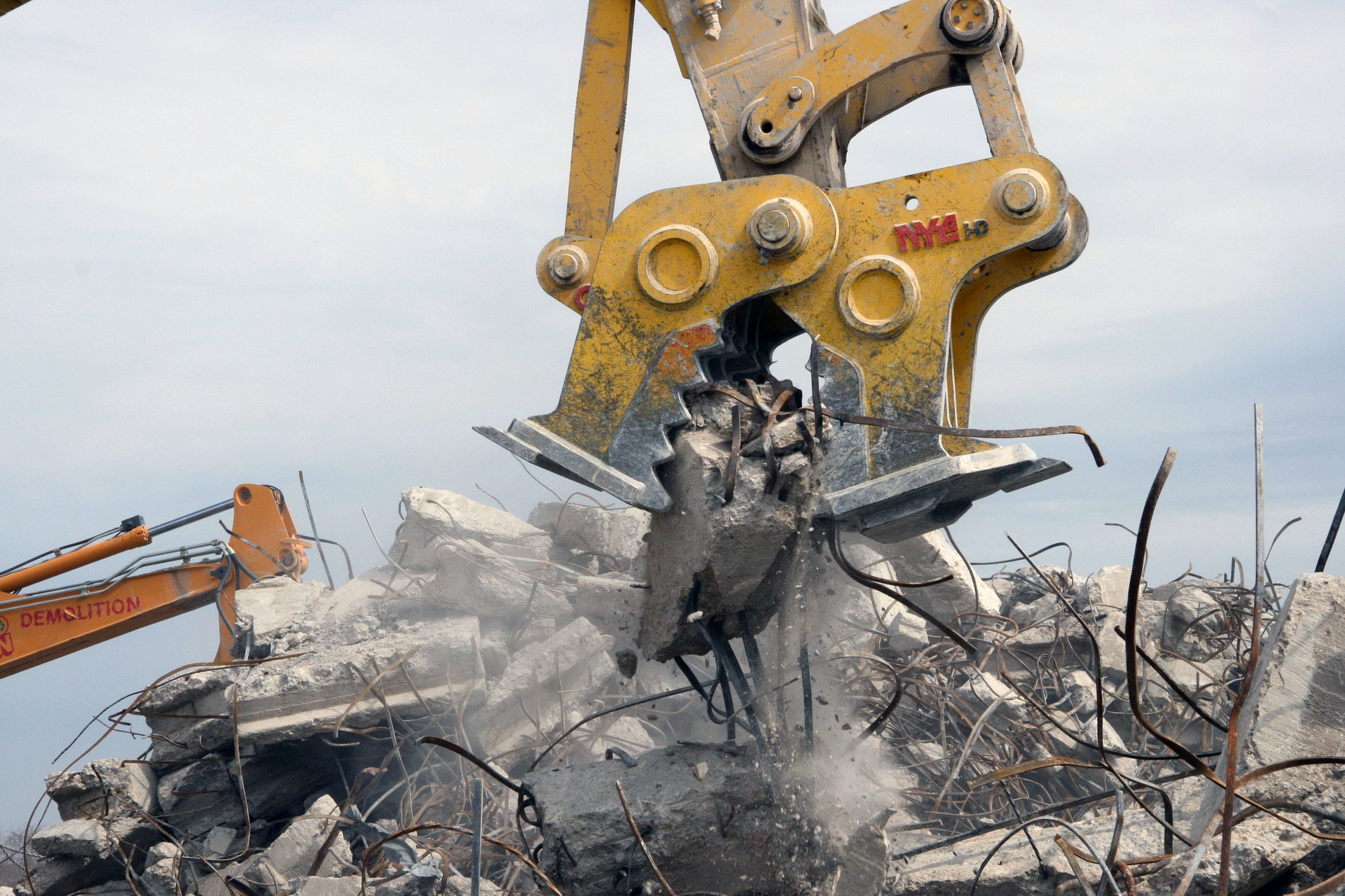 22 demolition attachments for construction equipment | Equipment World