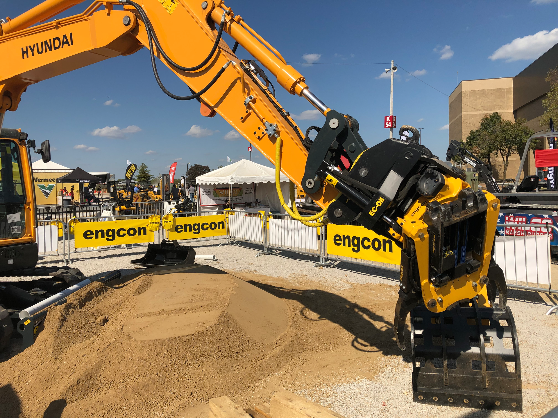 Tiltrotators for excavators: Here's what's on the market | Equipment World