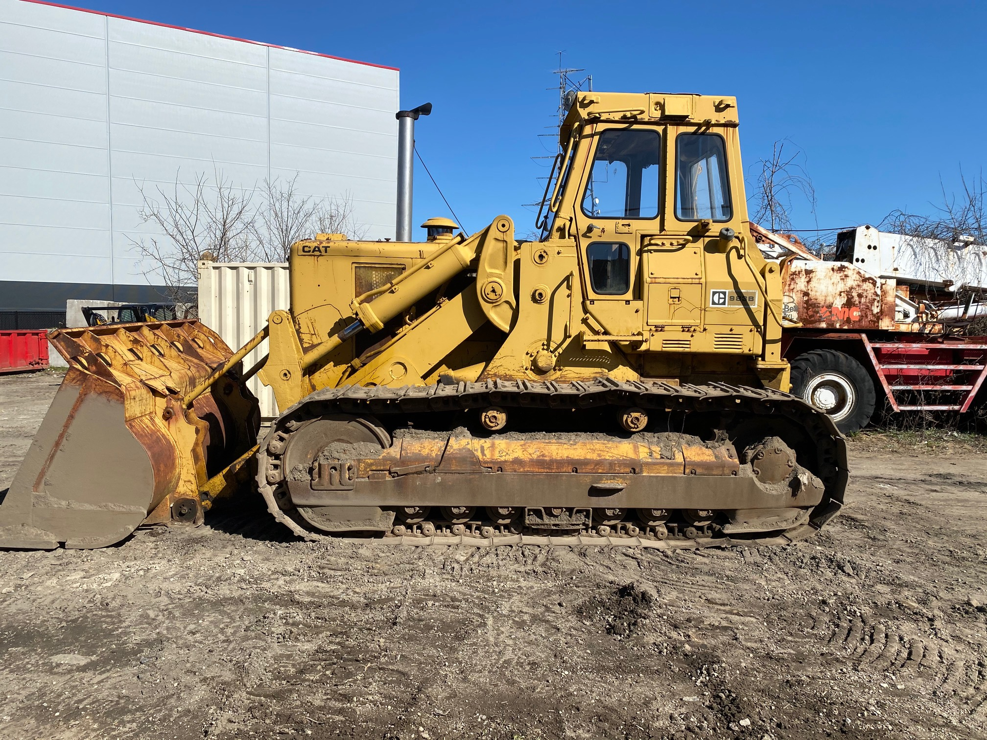 Collector restores 1940 Cat D6 crawler tractor with wooden cab ...