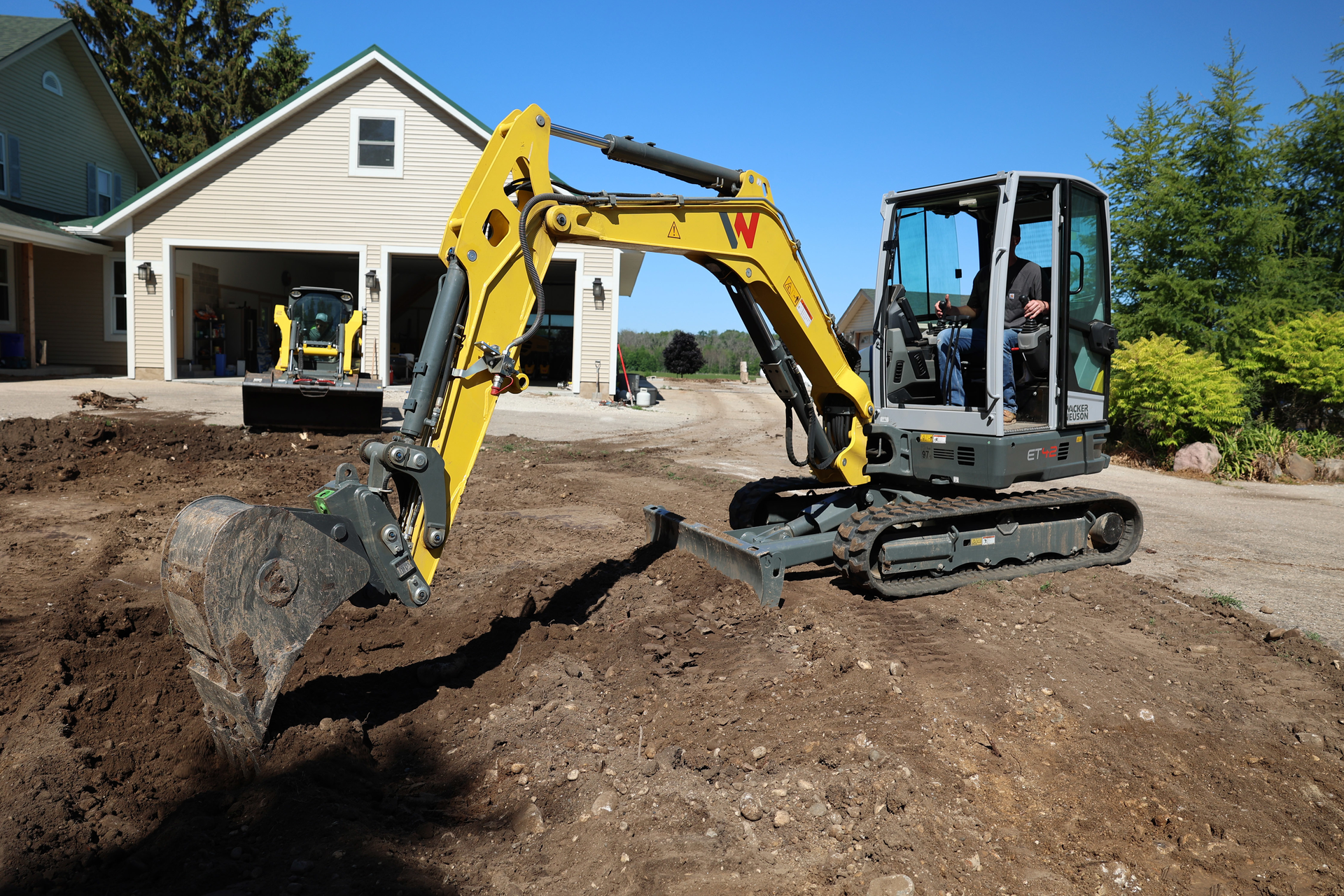 Wacker Neuson displays flagship compact excavator at Equip Expo ...