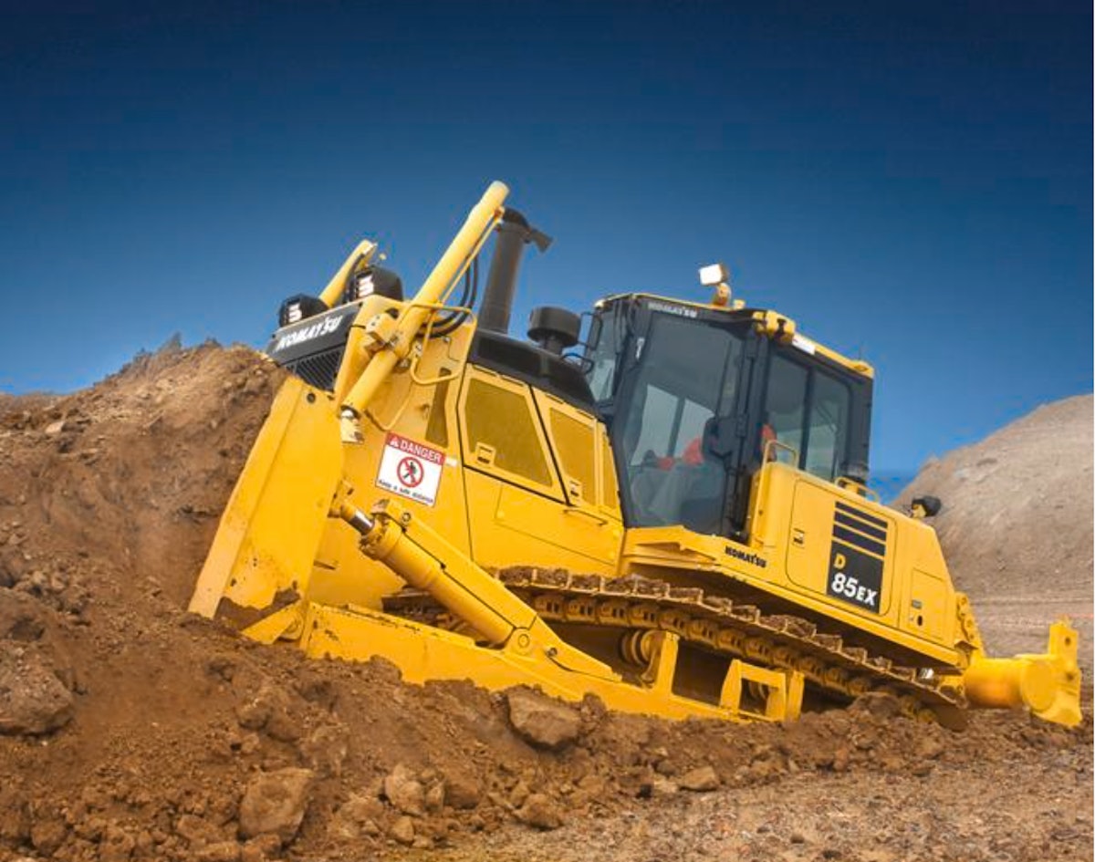 Komatsu D85EX-18 dozer wins 2022 Highest Retained Value Award ...