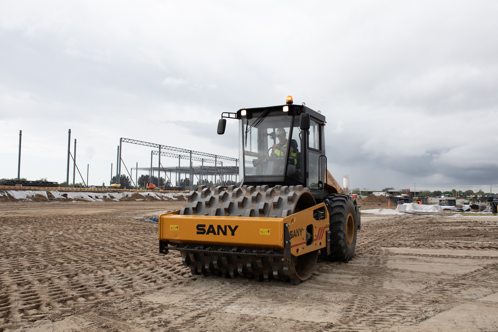 Sany debuts high-traction SSR120HT soil compactor at ConExpo ...