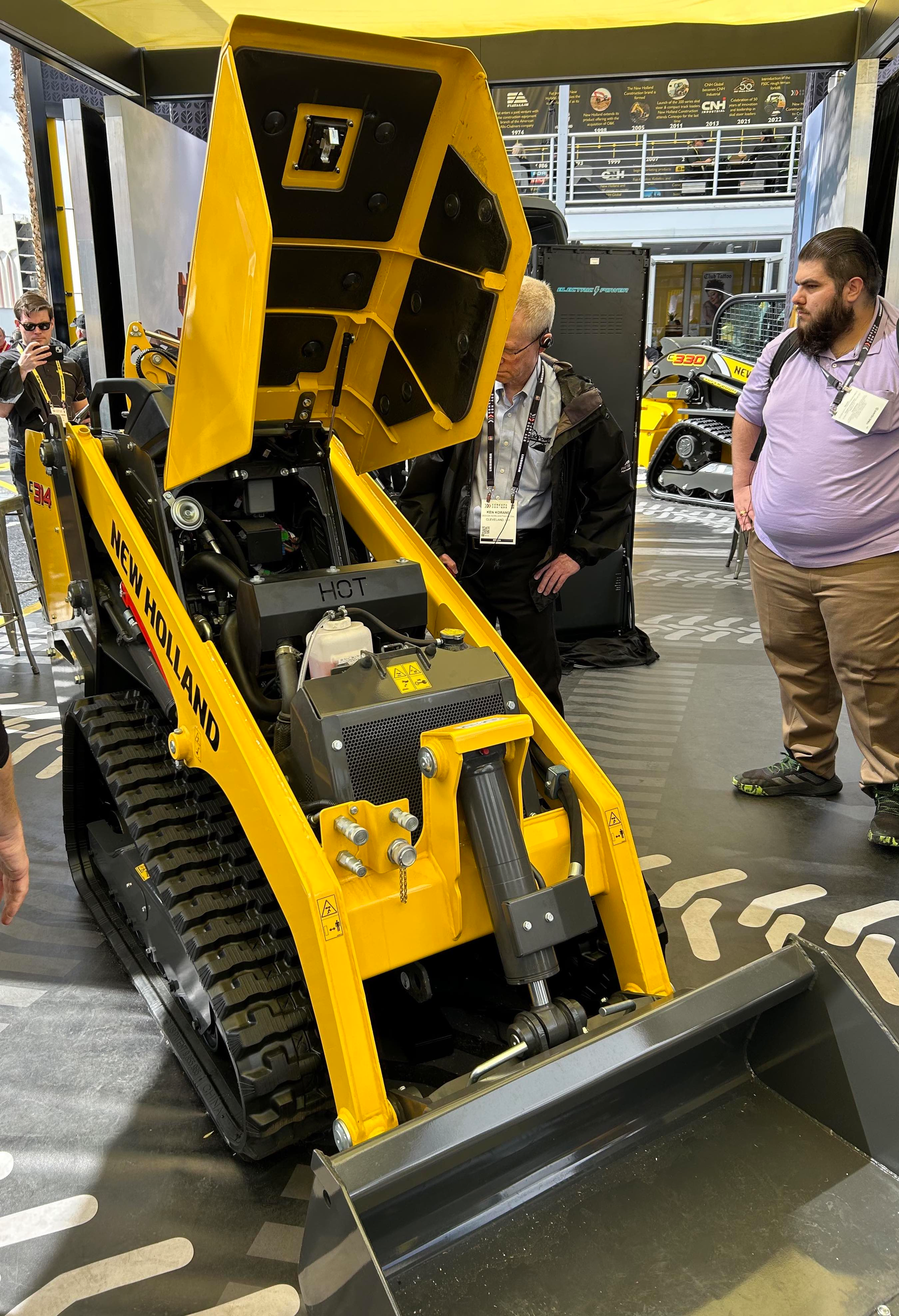 New Holland Construction unveils new compact equipment | Equipment World