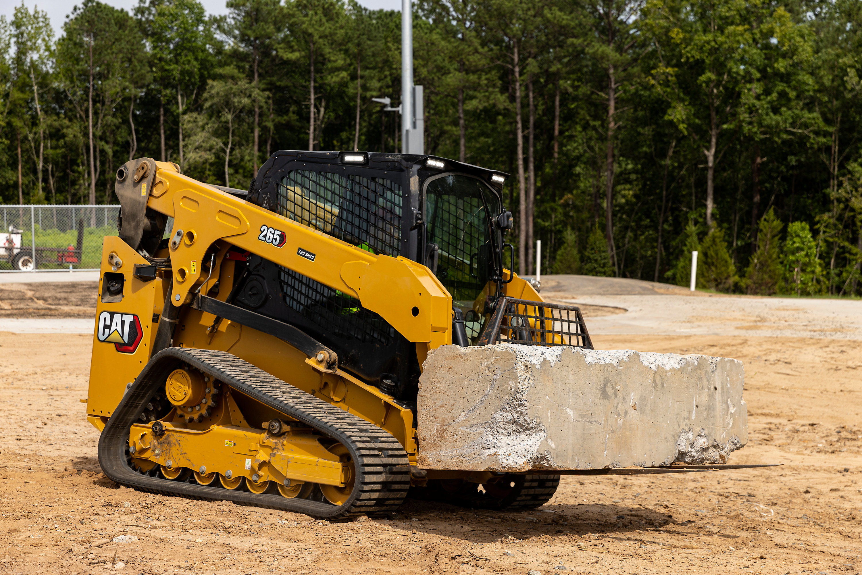 Cat’s Next Generation 255 and 265 Get More Power, Lift Height ...