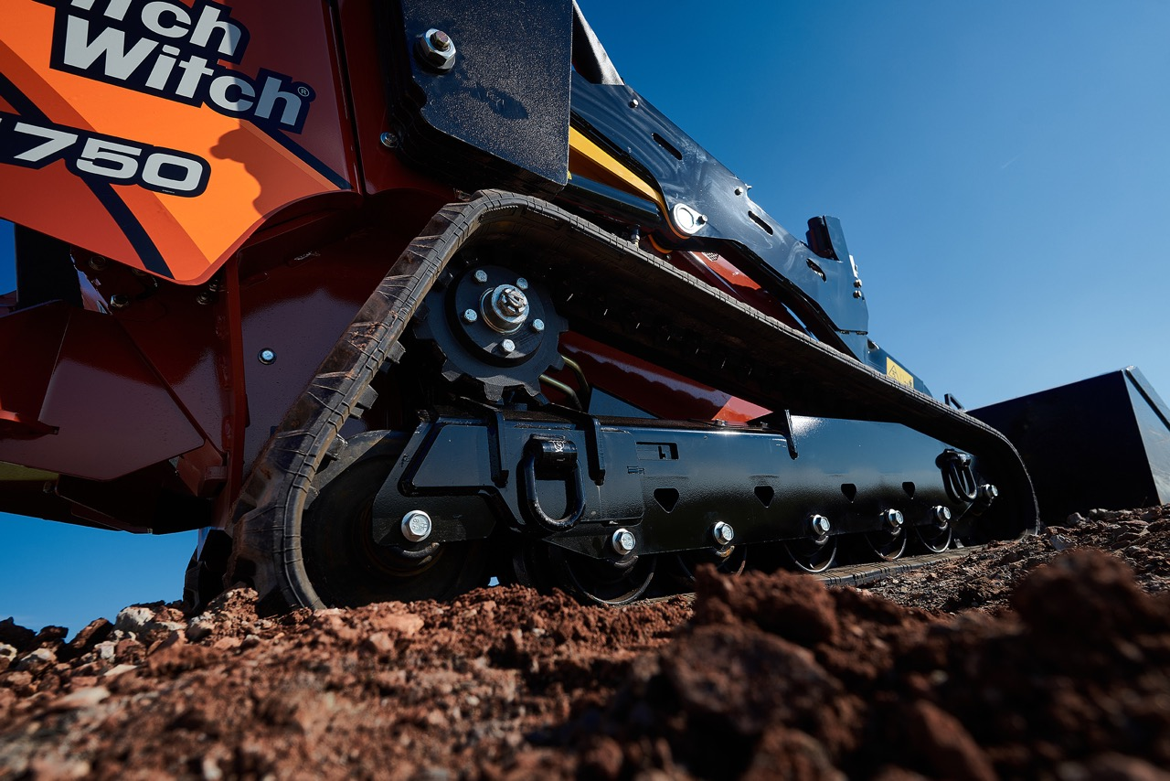 Ditch Witch unveils new SK1750 stand-on mini skid steer (Video ...