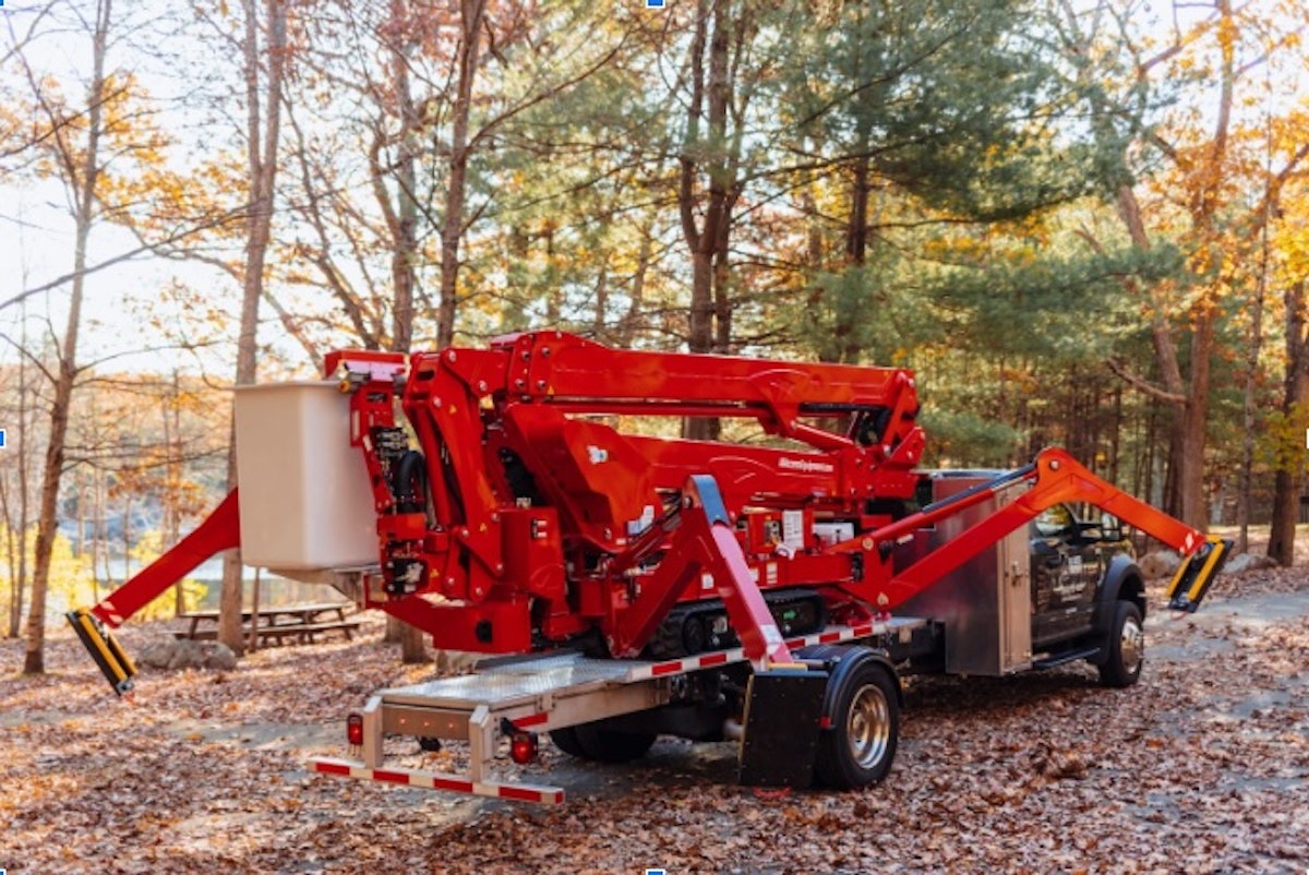 All Access Equipment 2-in-1 Track Lift Truck Mount & Transport Deck ...