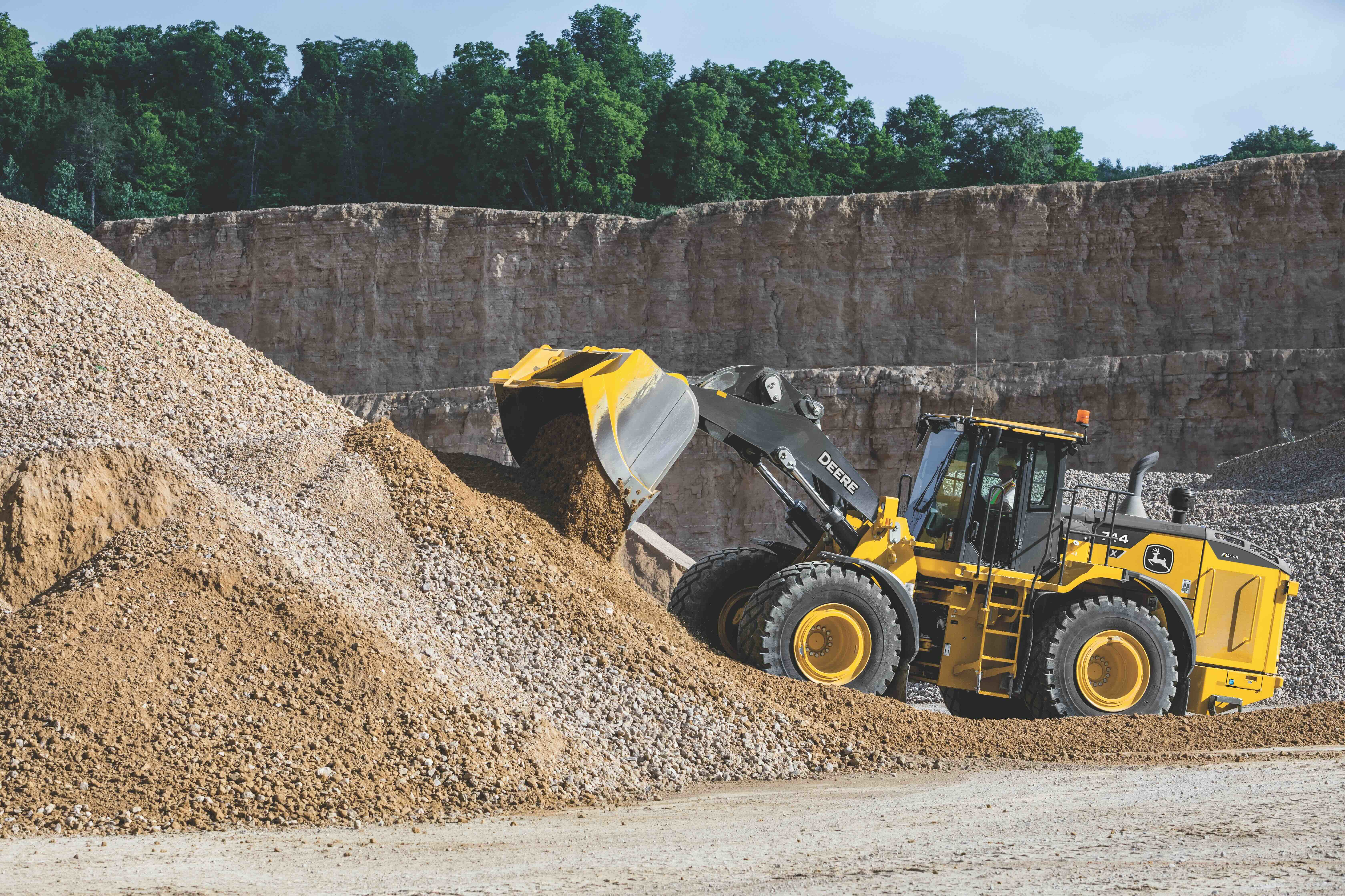 Wheel Loader Buyer's Guide for 2024 | Equipment World