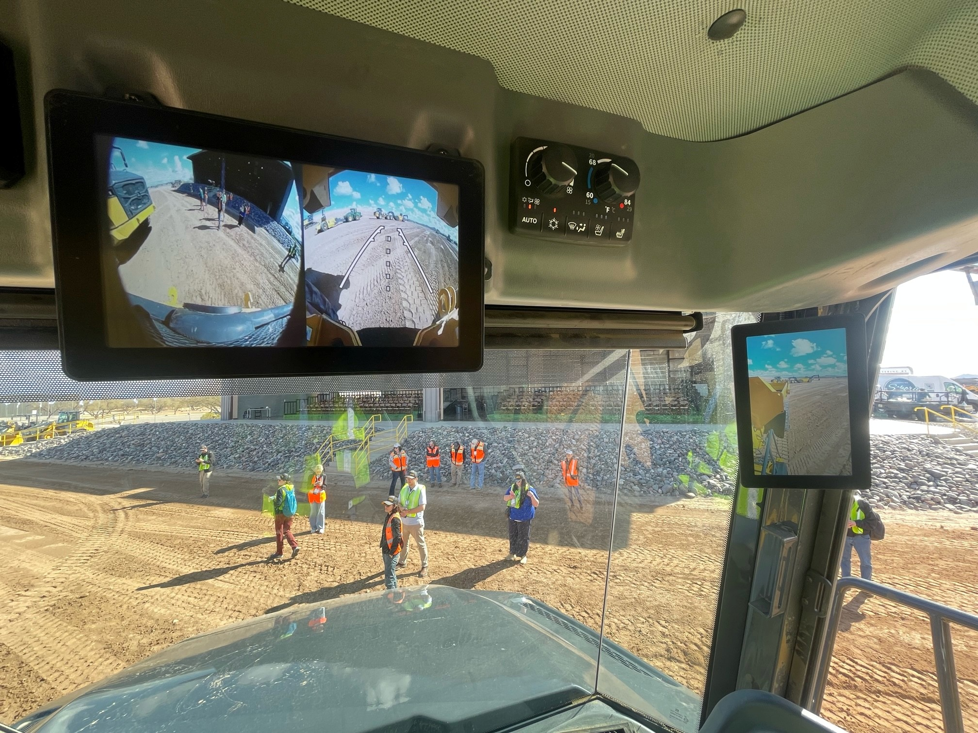 Deere Unveils Next-Gen Articulated Dump Trucks with New Engine, Camera ...