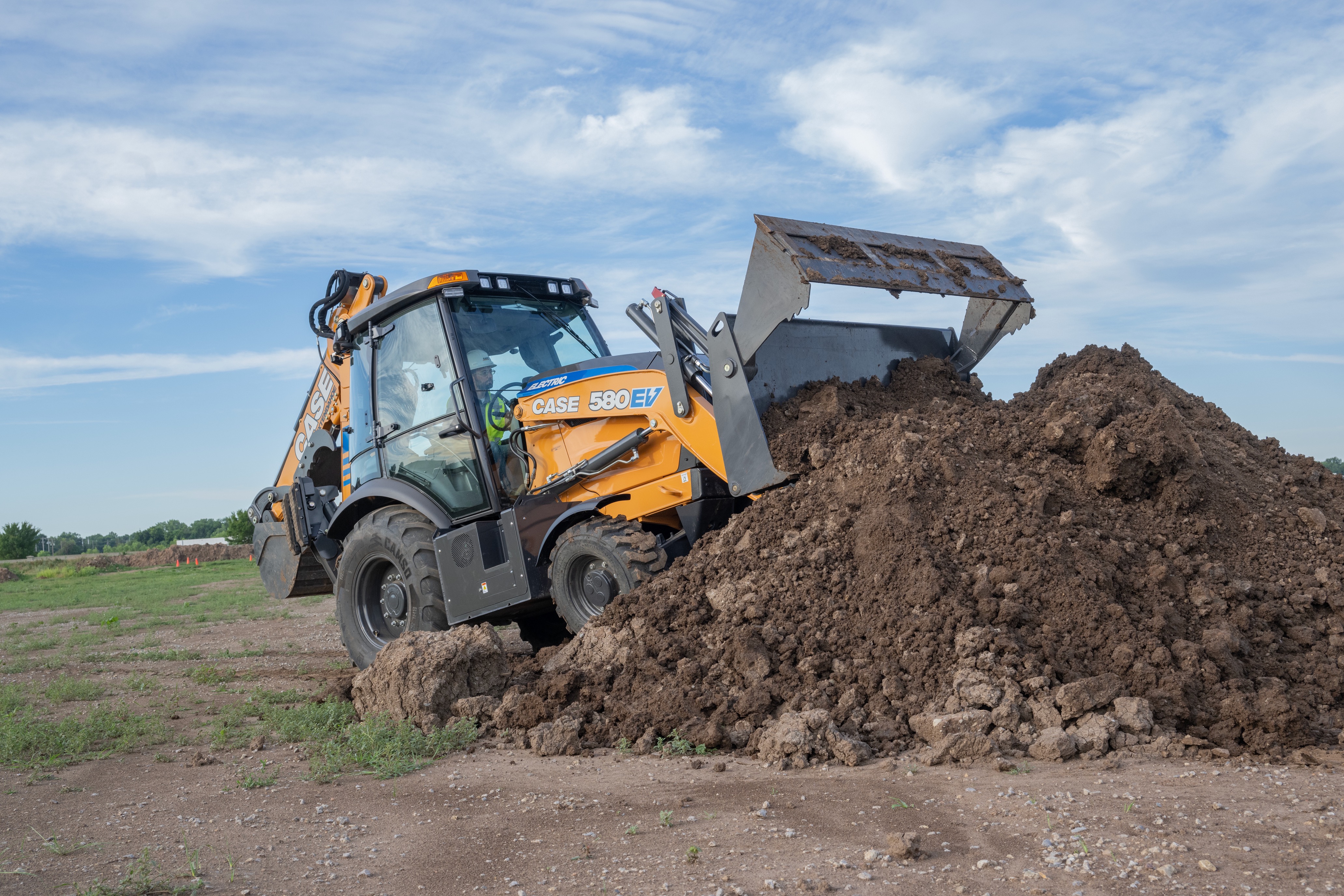 Hangin’ Tough for 70 Years: Backhoe Buyer’s Guide 2025 | Equipment World