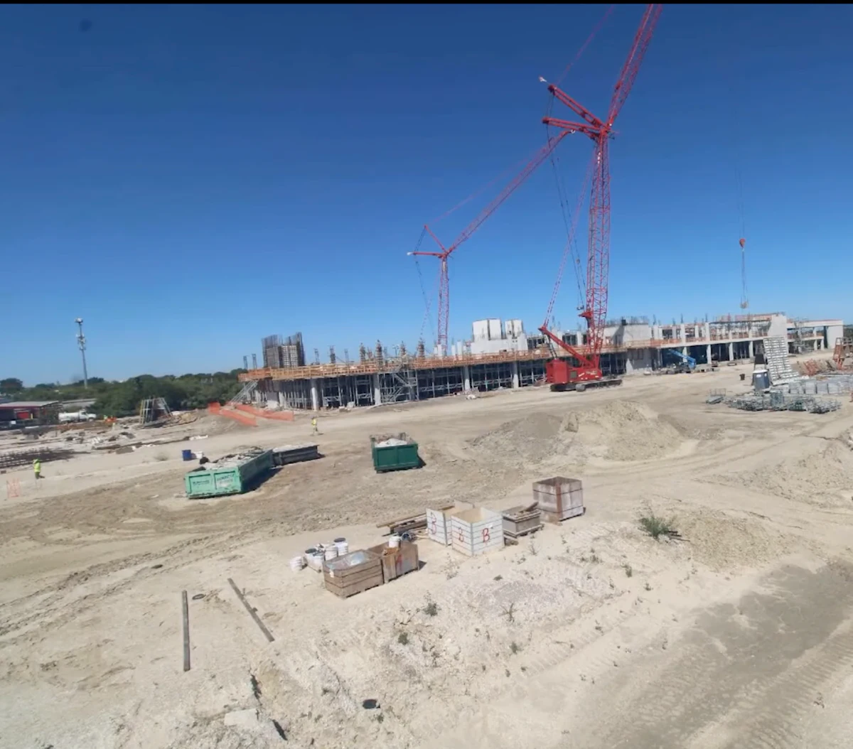 2 Construction Workers Killed in Florida Crane Collapse | Equipment World
