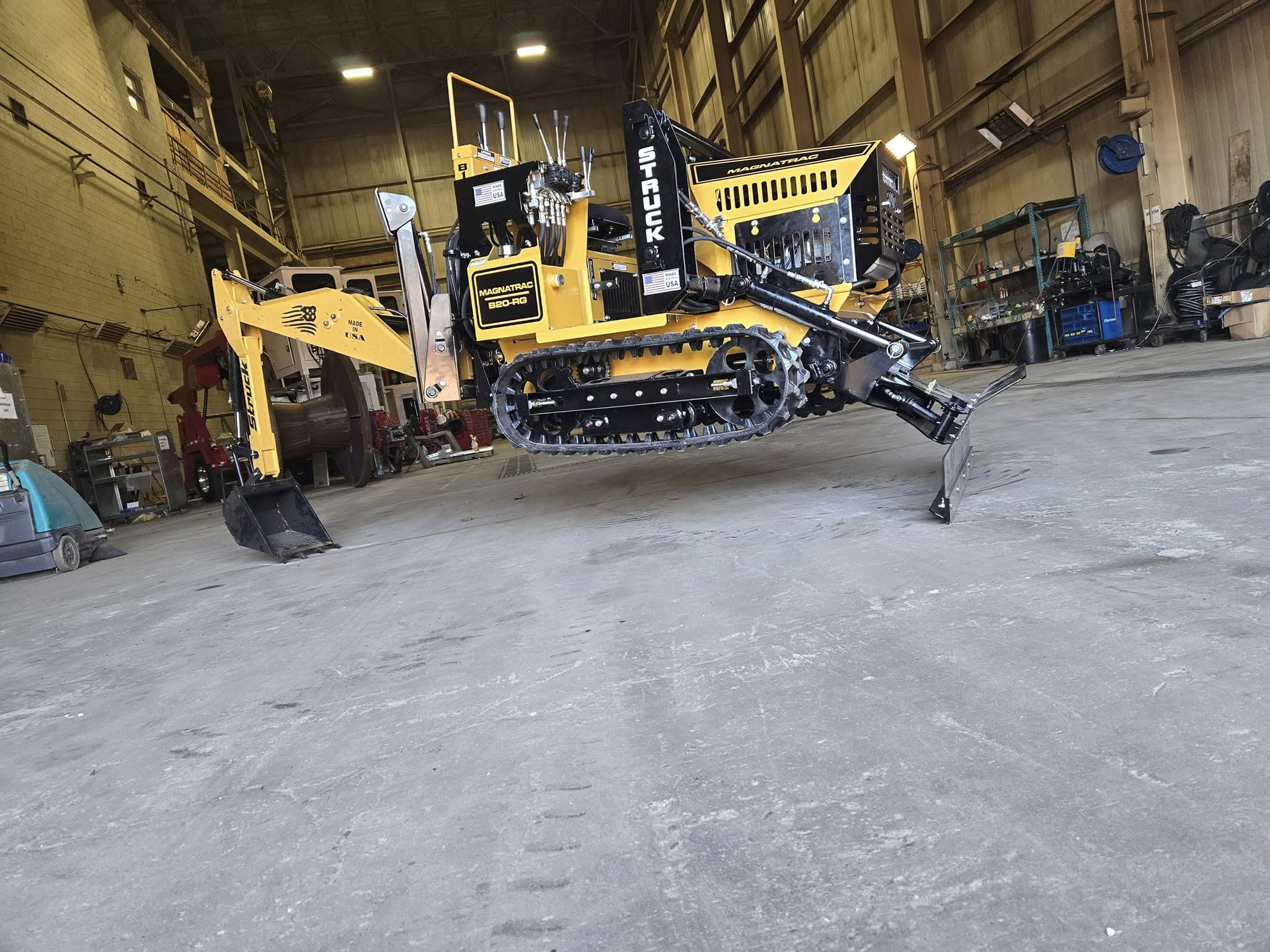 Struck Mini Dozers Make a Comeback | Equipment World