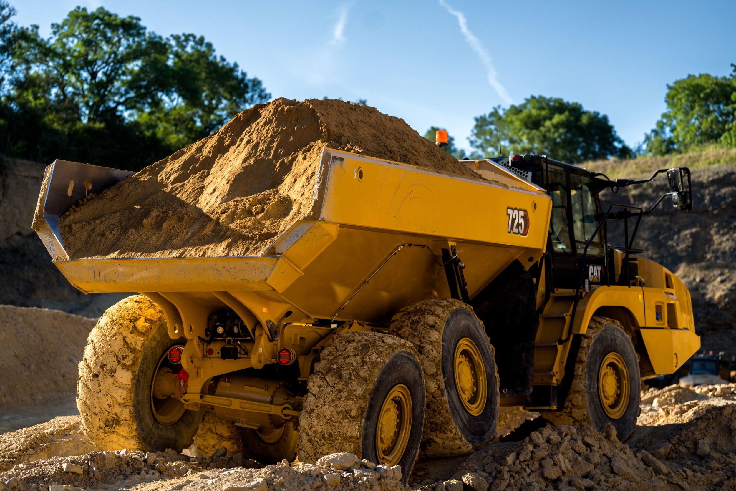 Cat Reveals Next-Gen Articulated Dump Trucks With Smart Features ...