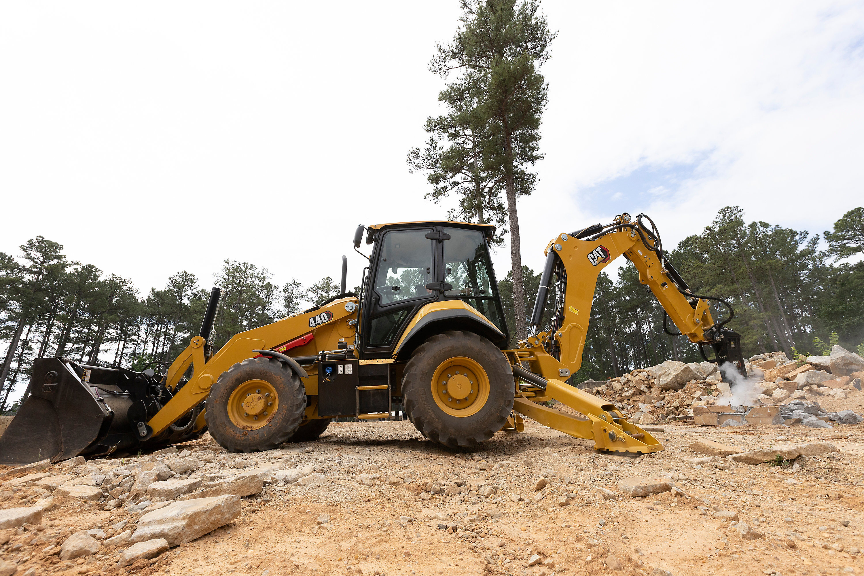 Cat Upgrades 440 & 450 Backhoes With New Tech | Equipment World