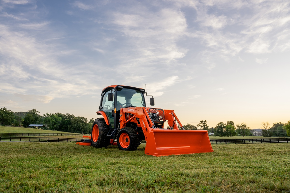 Kubota Unveils New Grand L70 Compact Tractor Series | Equipment World
